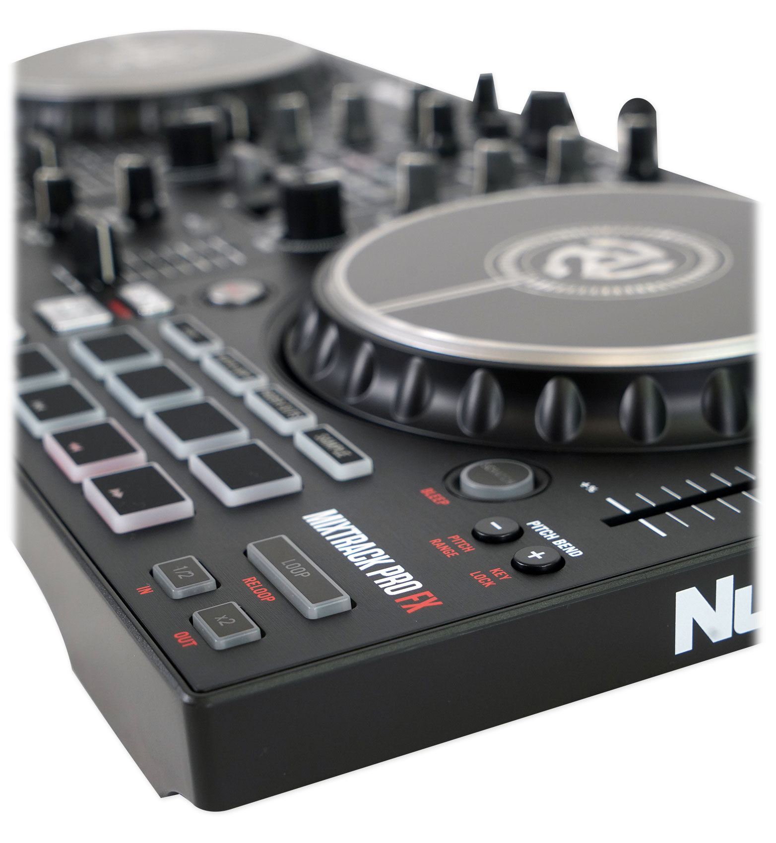 NUMARK MIXTRACK PRO FX 2-Deck Serato DJ controller avec FX/3 - Band EQ ...